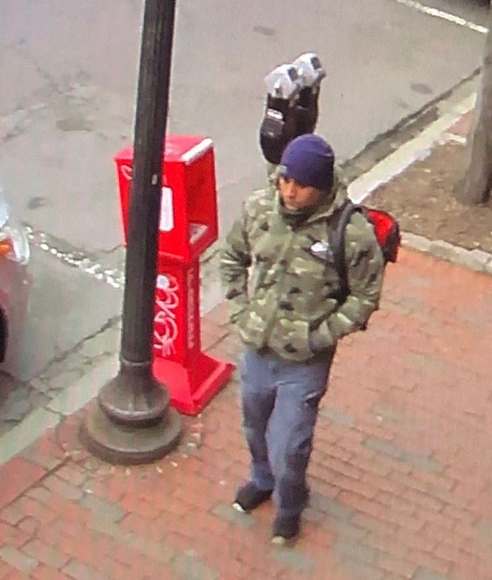 FBI seeks public help in identifying ‘Bearded Bandit’; robber hit four ...
