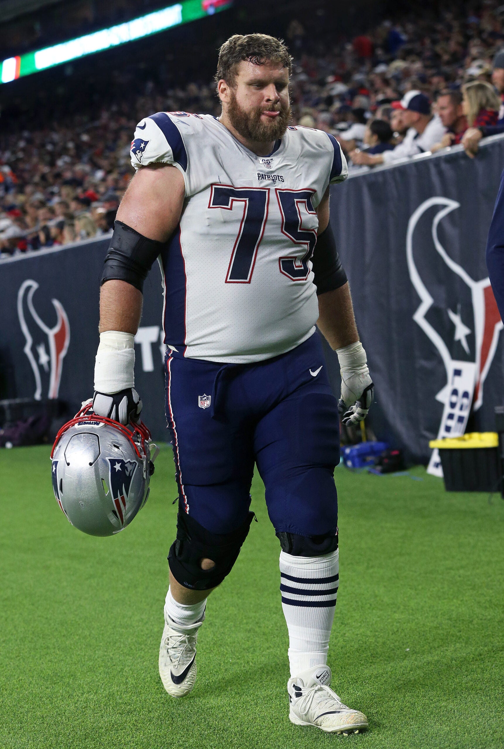 Ted Karras to join Dolphins on one-year, $4 million deal