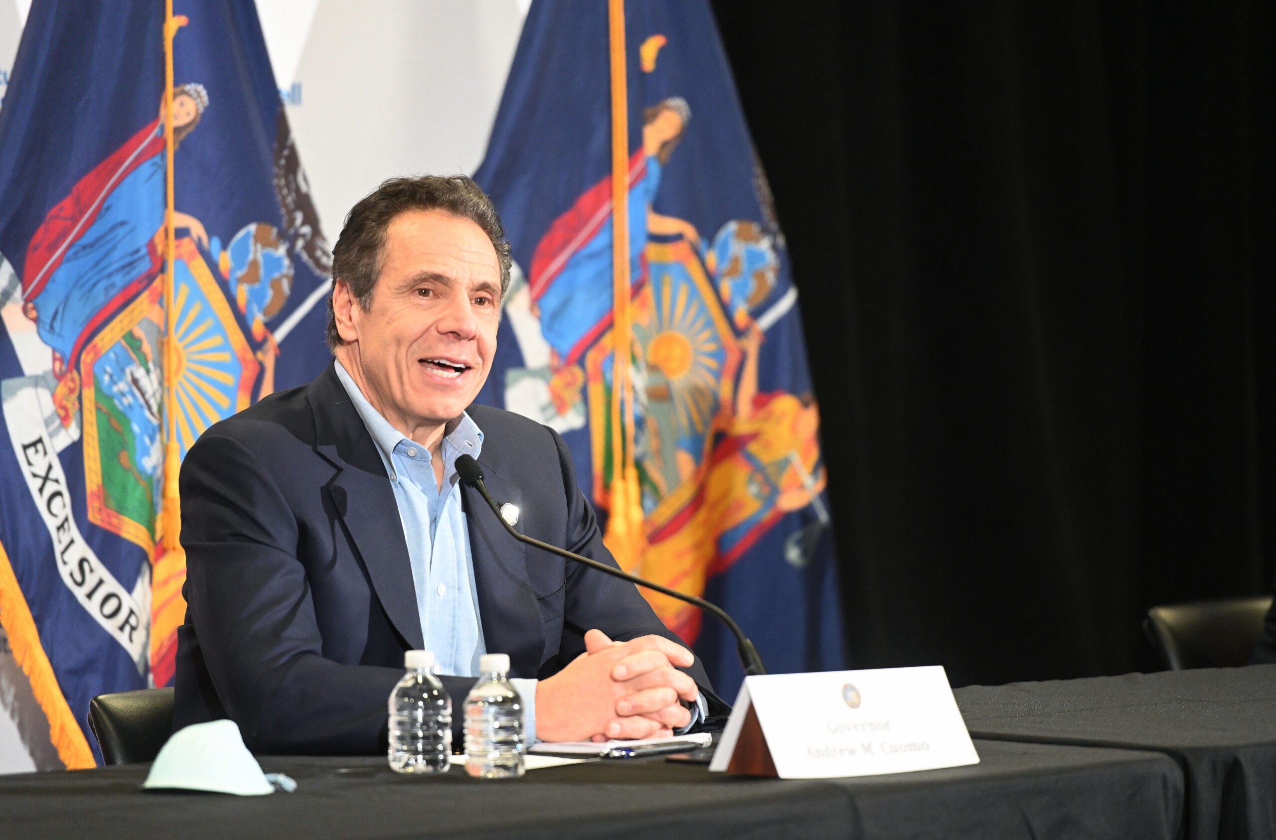 Video: Gov. Andrew Cuomo reads Kansas farmer's letter accompanying N95 ...