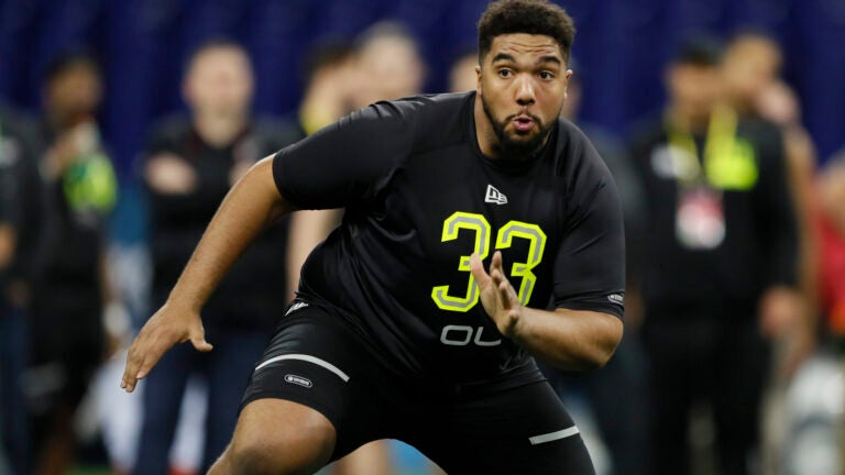 Attleboro native Kyle Murphy announces he's joining the New York Giants