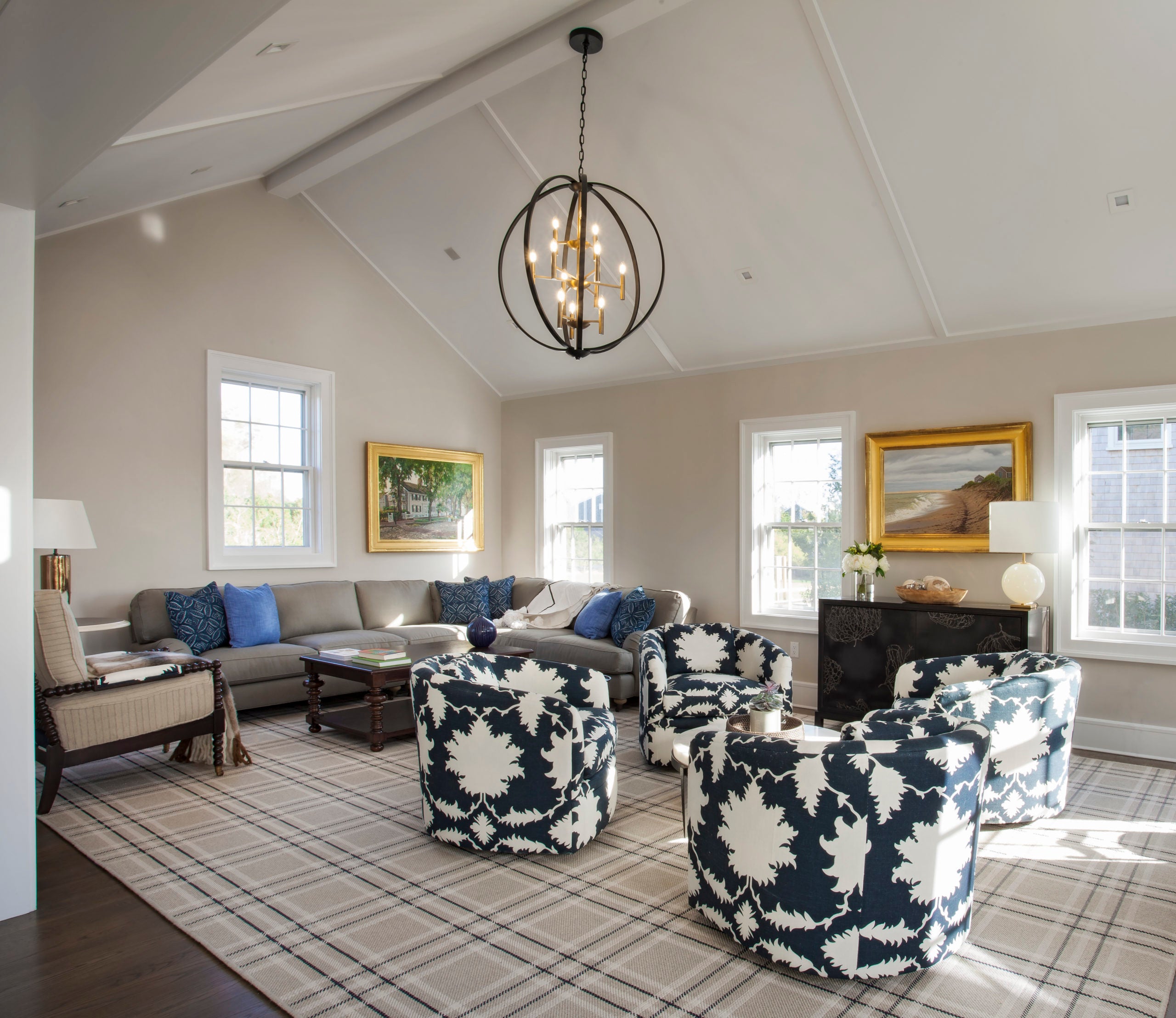 Home of Week: Young Nantucket house comes fully furnished