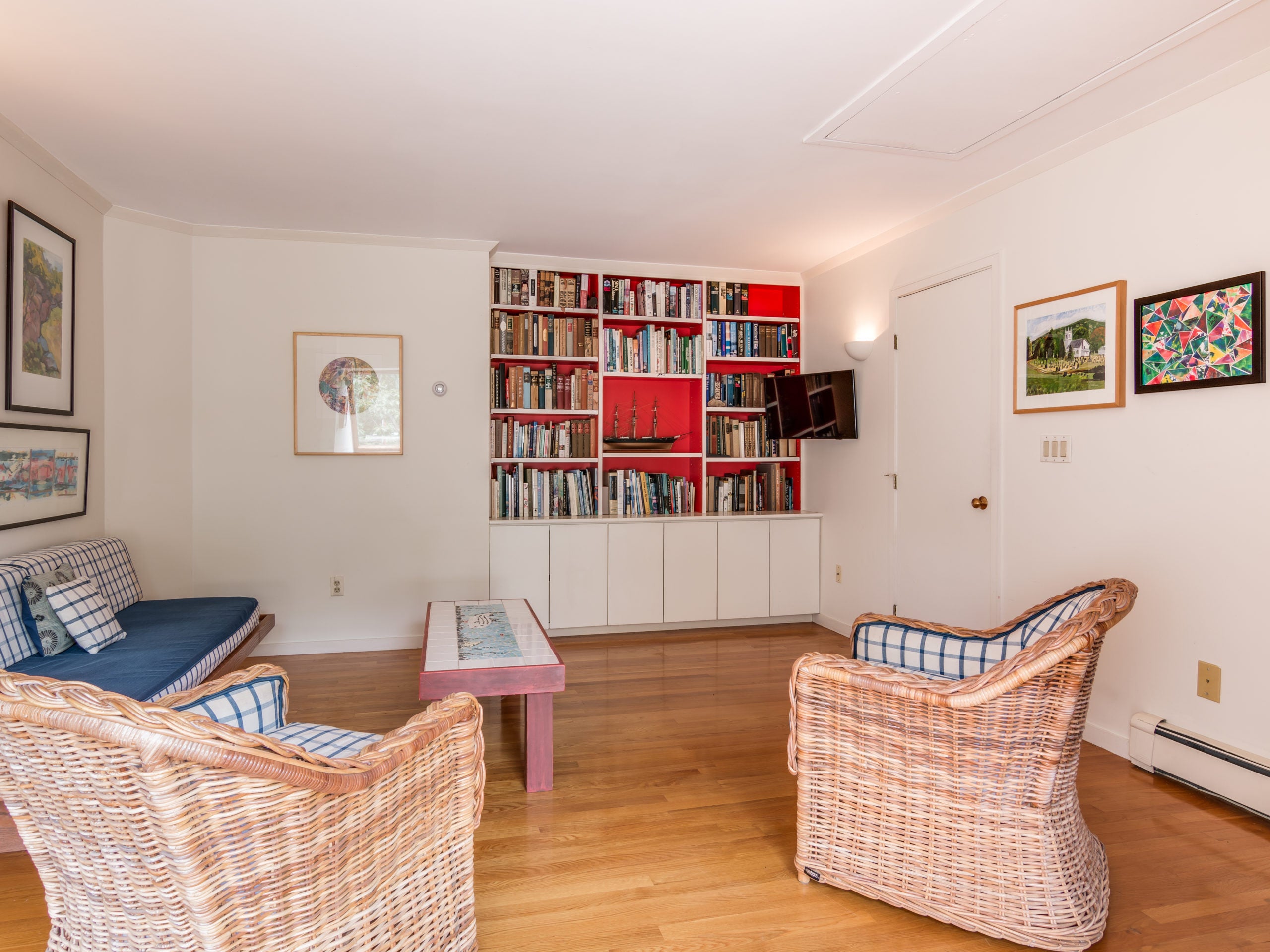 Home of Week: Trilevel contemporary in a rocky Gloucester outpost