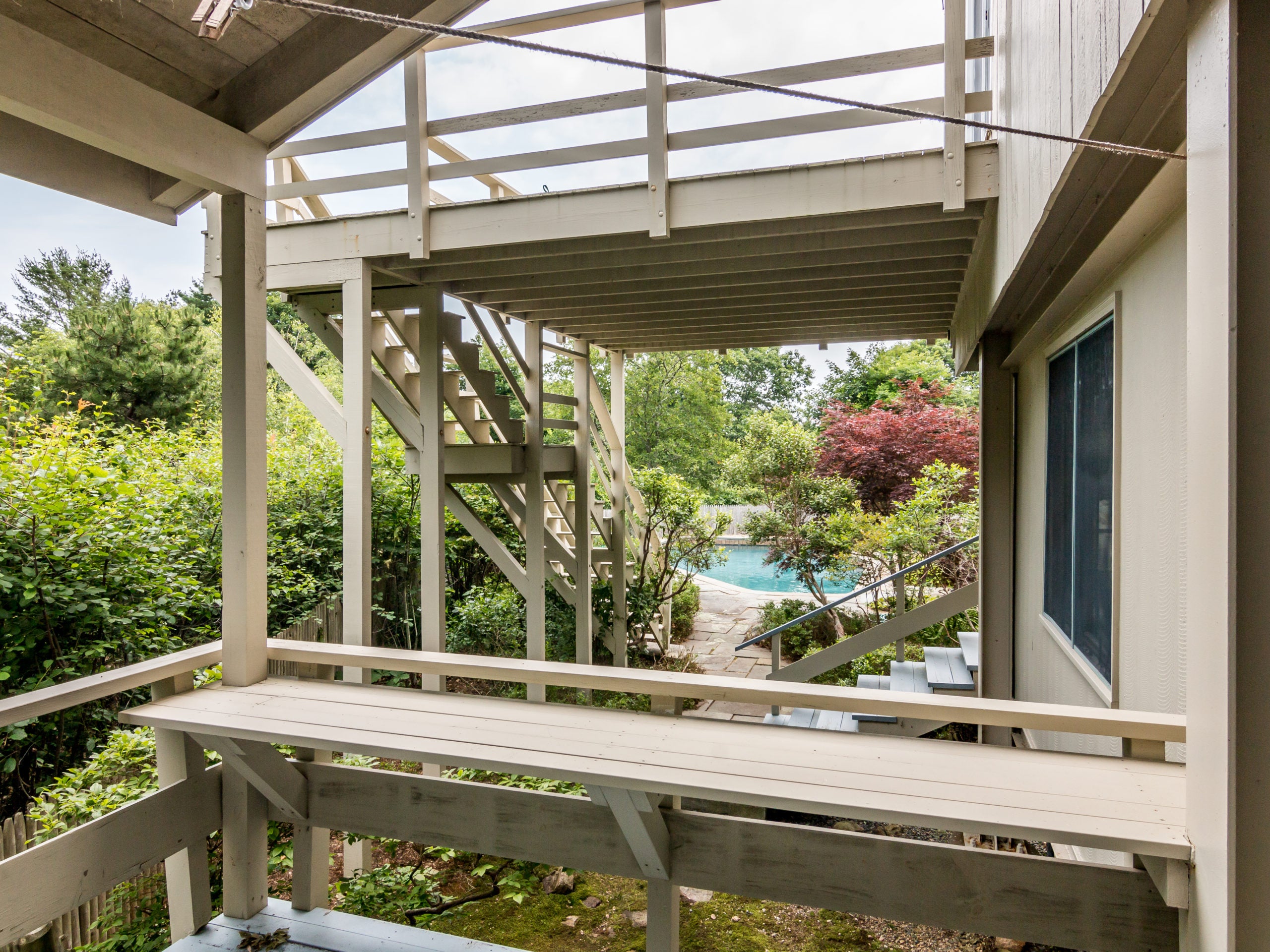 Home of Week: Trilevel contemporary in a rocky Gloucester outpost