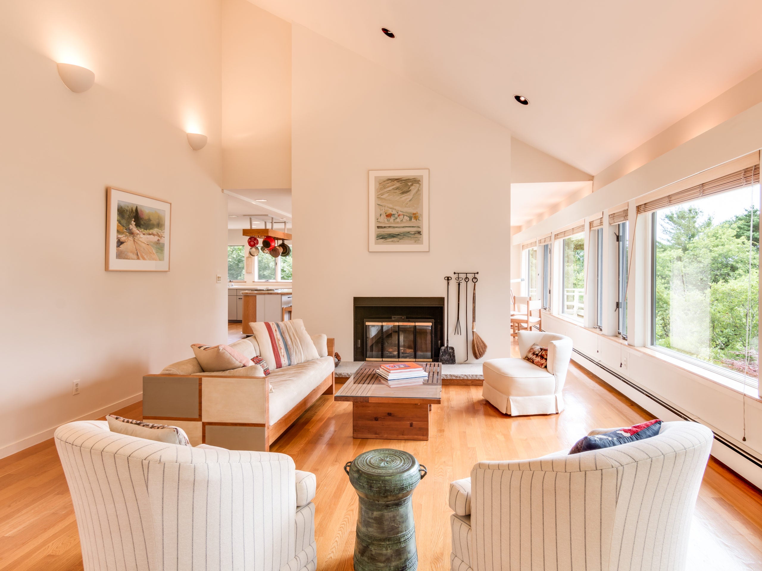 Home of Week: Trilevel contemporary in a rocky Gloucester outpost