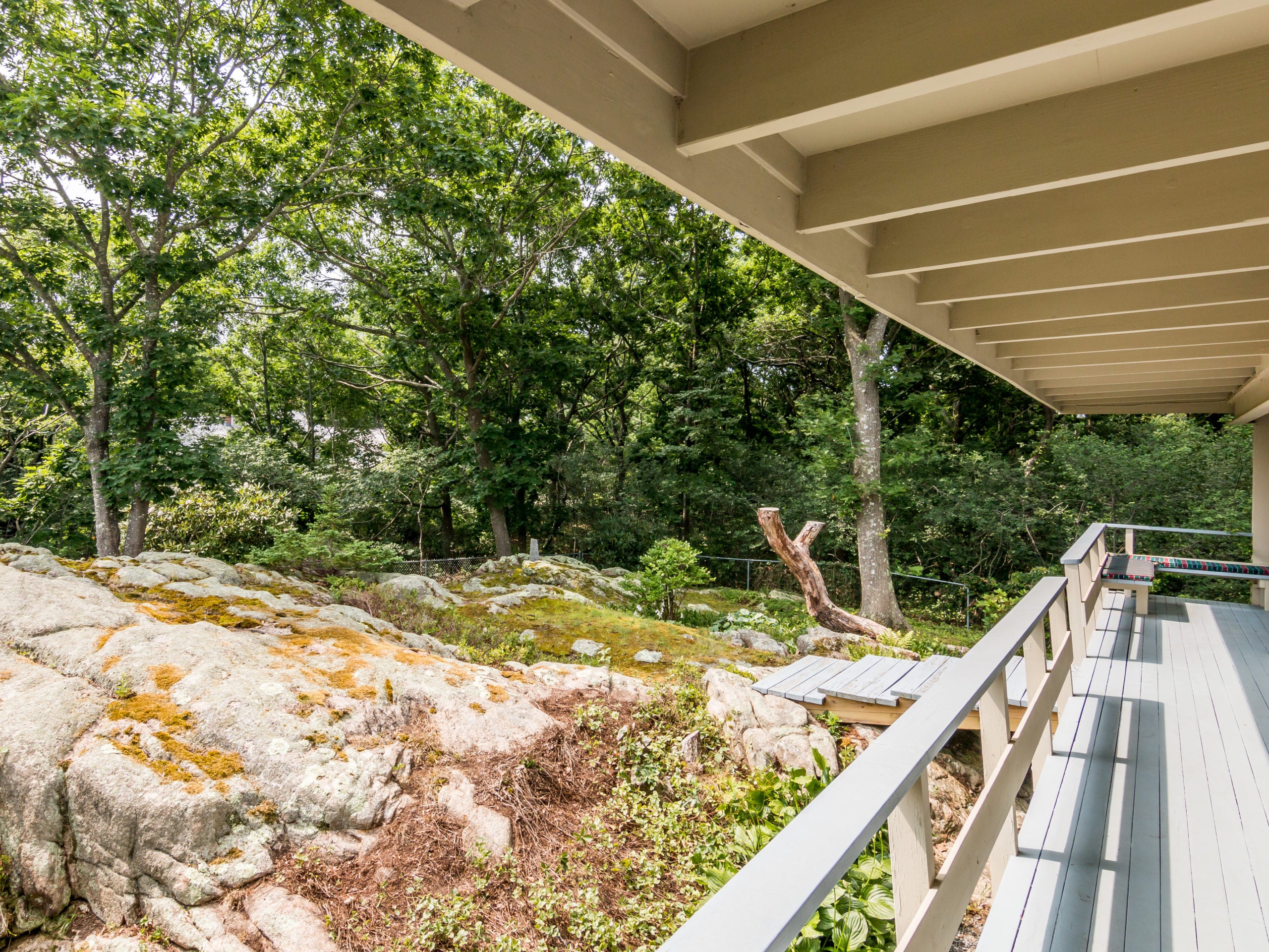 Home of Week: Trilevel contemporary in a rocky Gloucester outpost