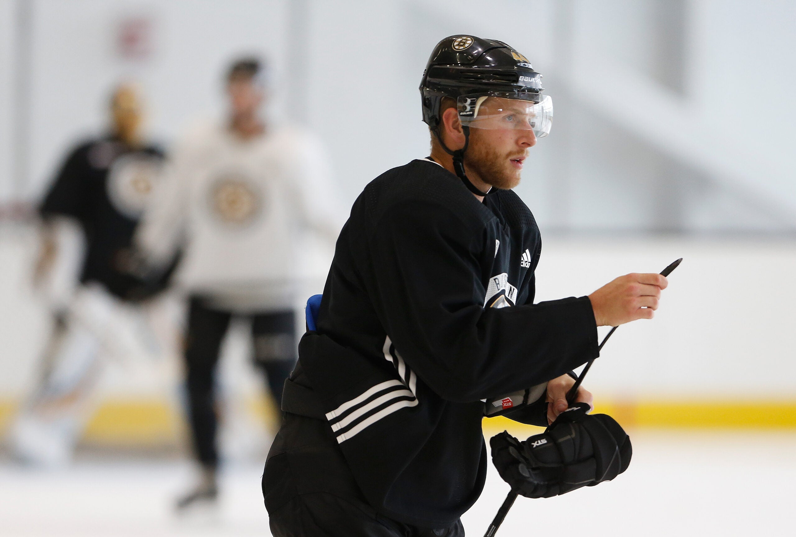 Bruins defenseman Steven Kampfer will sit out Stanley Cup Playoffs to ...
