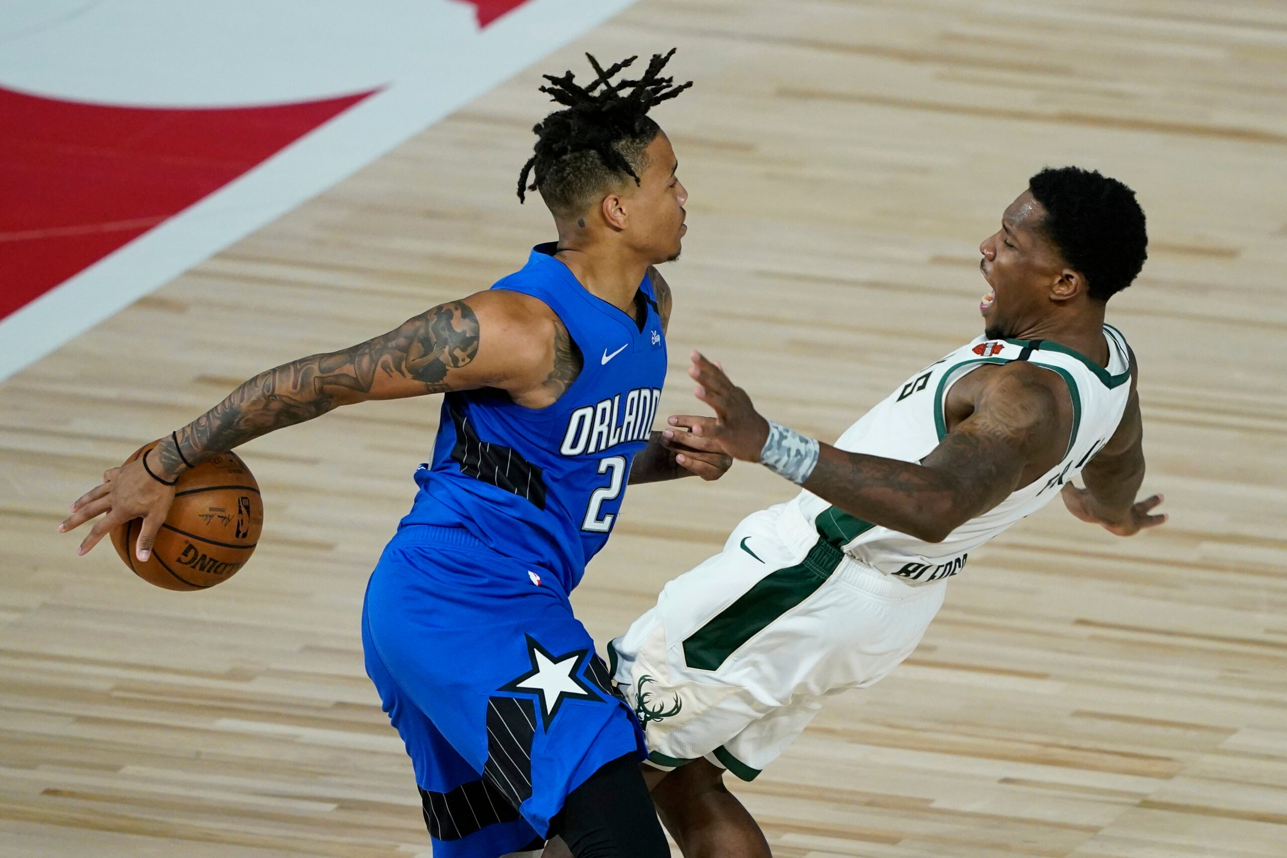 Bucks bounce back, beat Magic 111-96 in Game 2 to tie series
