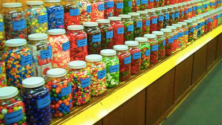 New Hampshire has one of the top 3 candy stores in the U.S.