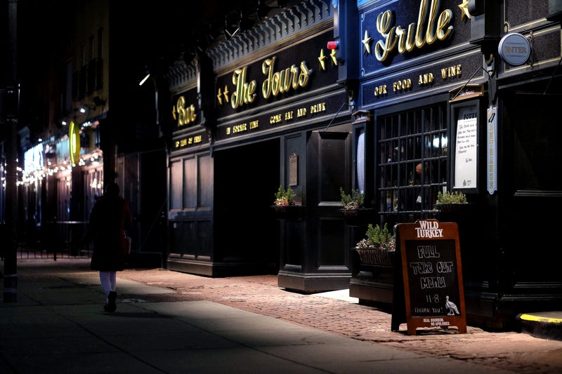 Quincy stalwart Grumpy White's will permanently close on Nov. 21
