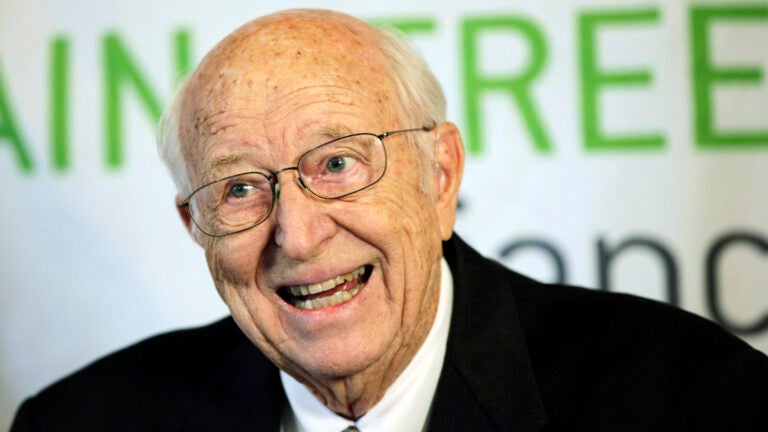Bill Gates Sr., father of Microsoft co-founder, dies at 94