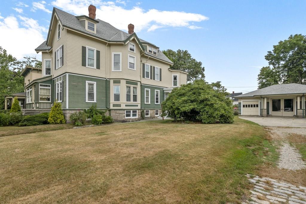Lizzie Borden's 'Maplecroft' mansion hits market for $890,000