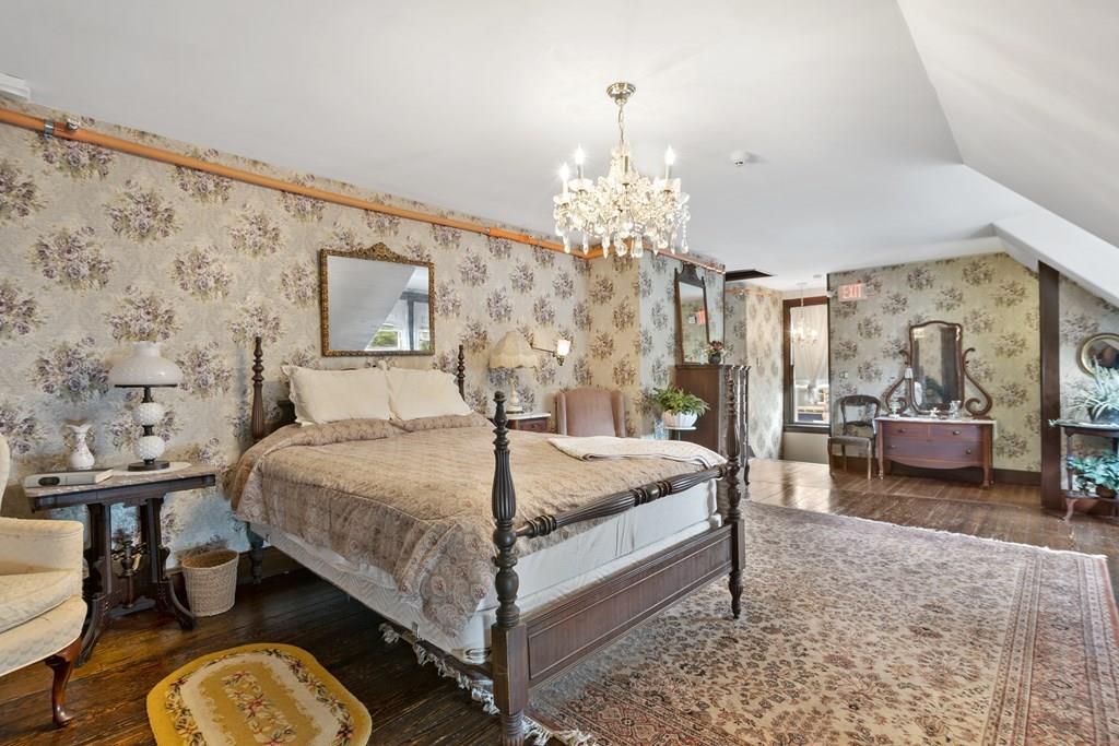 Lizzie Borden's 'Maplecroft' mansion hits market for $890,000