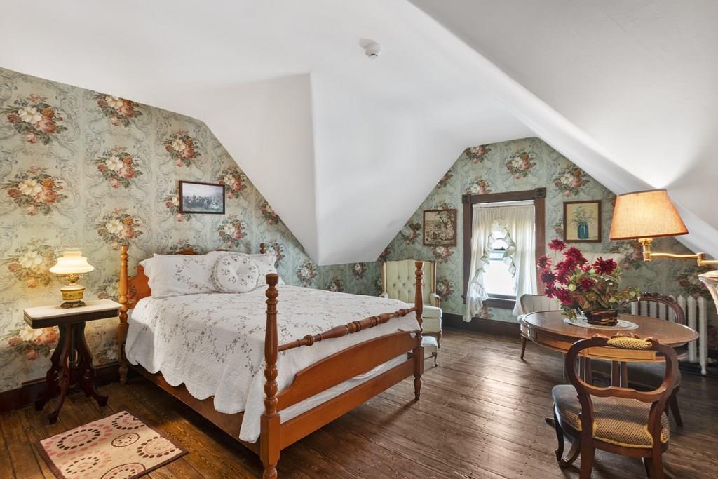 Lizzie Borden's 'Maplecroft' mansion hits market for $890,000