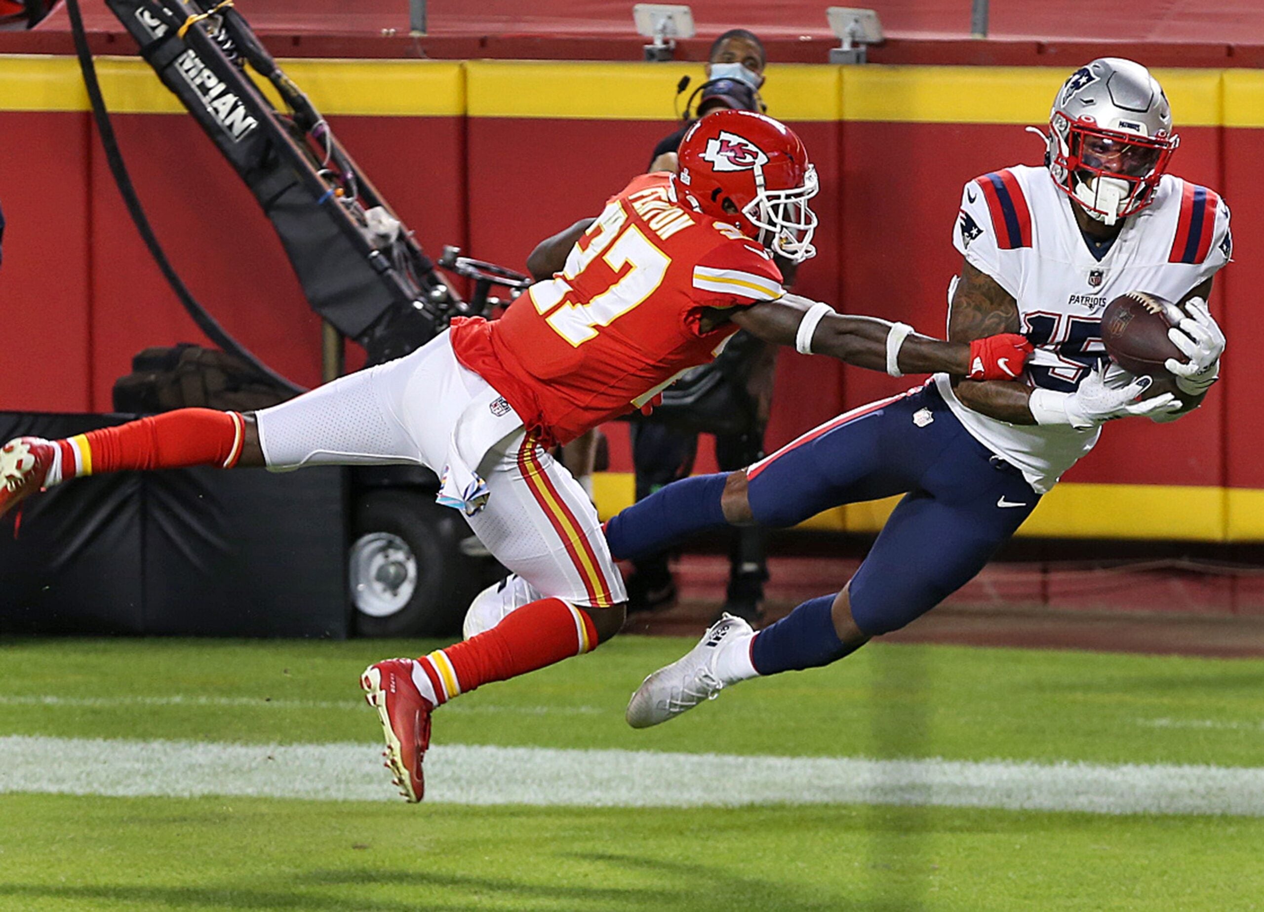 N'Keal Harry described the Patriots' last couple weeks as 'real unusual'