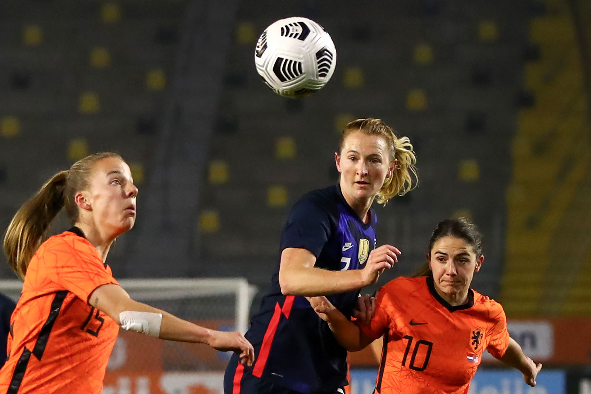Samantha Mewis named U.S. Soccer Female Player of the Year