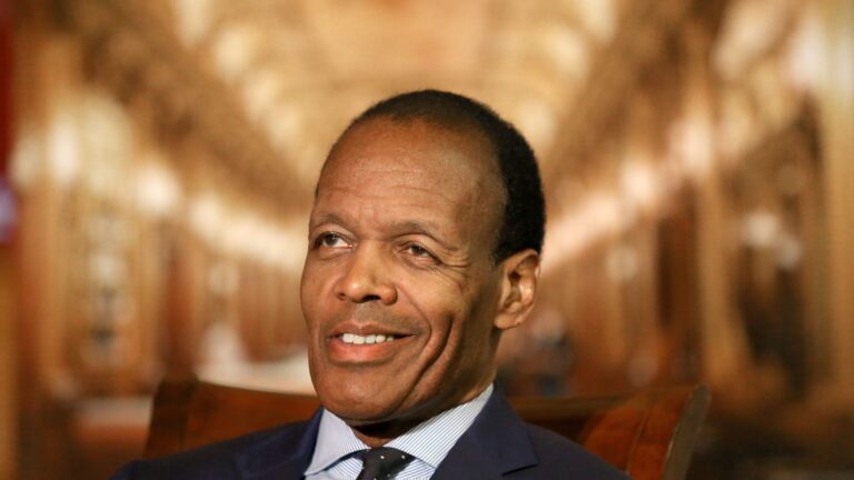 Lee Pelton, Emerson president, will be Boston Foundation’s next CEO