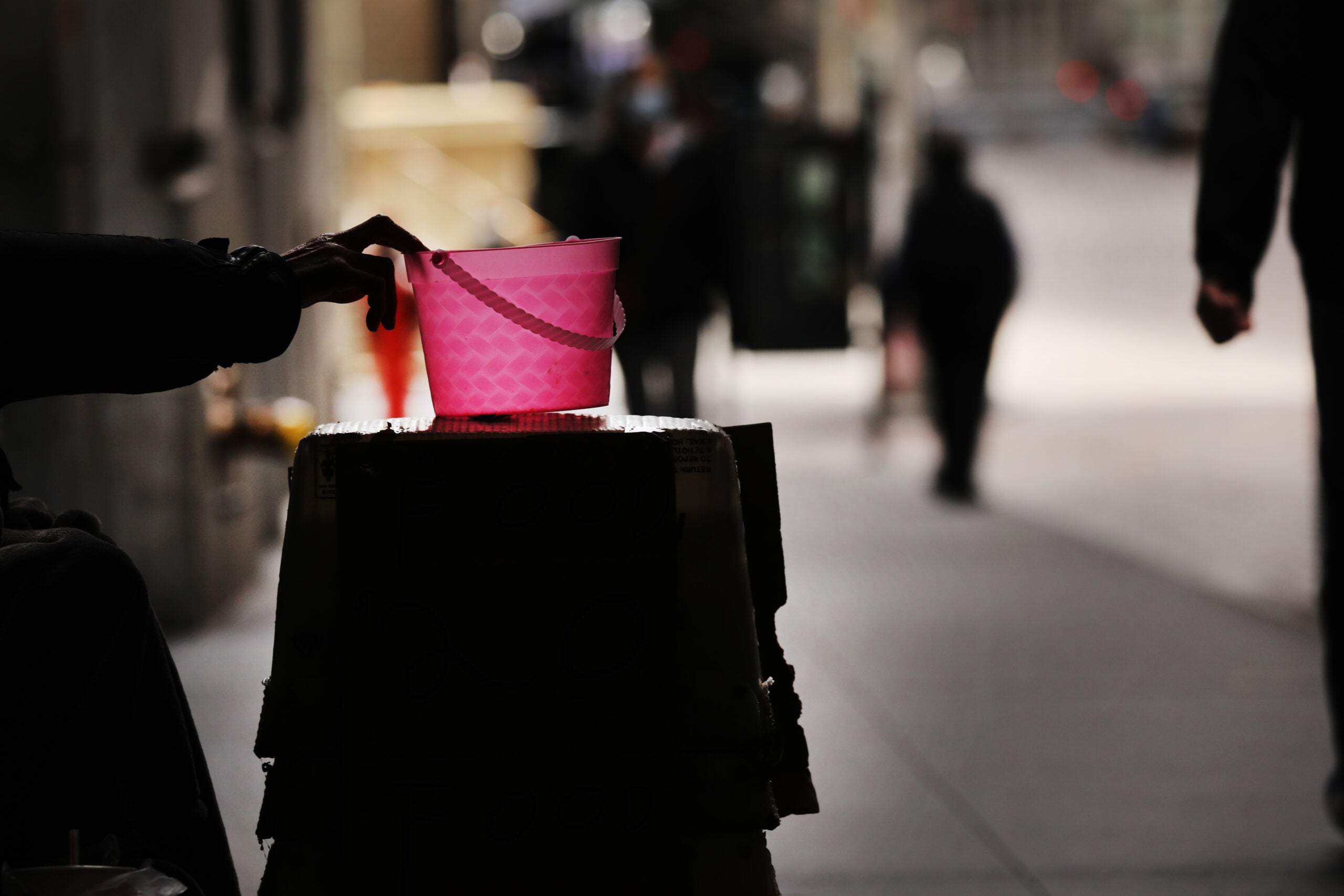 Top state court strikes down Massachusetts's anti-panhandling law