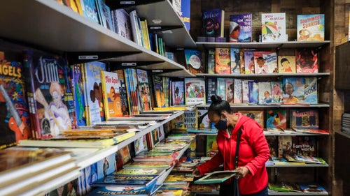 These are the 19 best books of 2020, according to local experts