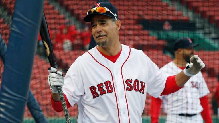 Red Sox Hall of Famer Mike Lowell shares that he's 22 years cancer free