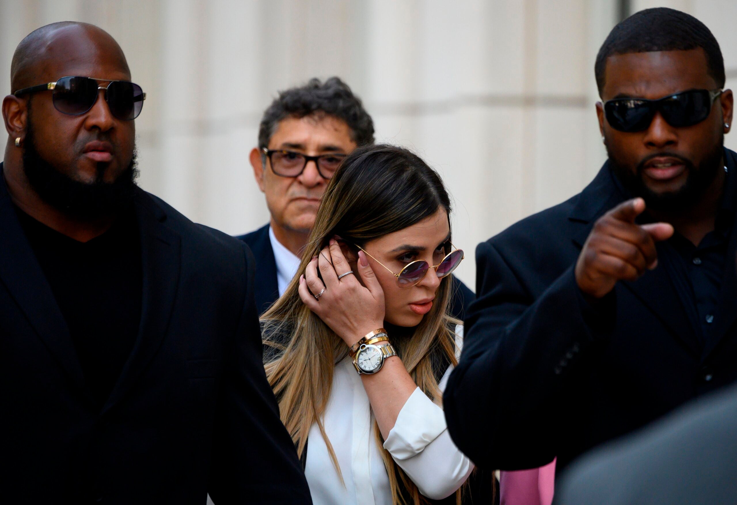 Emma Coronel Aispuro, wife of drug kingpin 'El Chapo,' arrested on drug ...