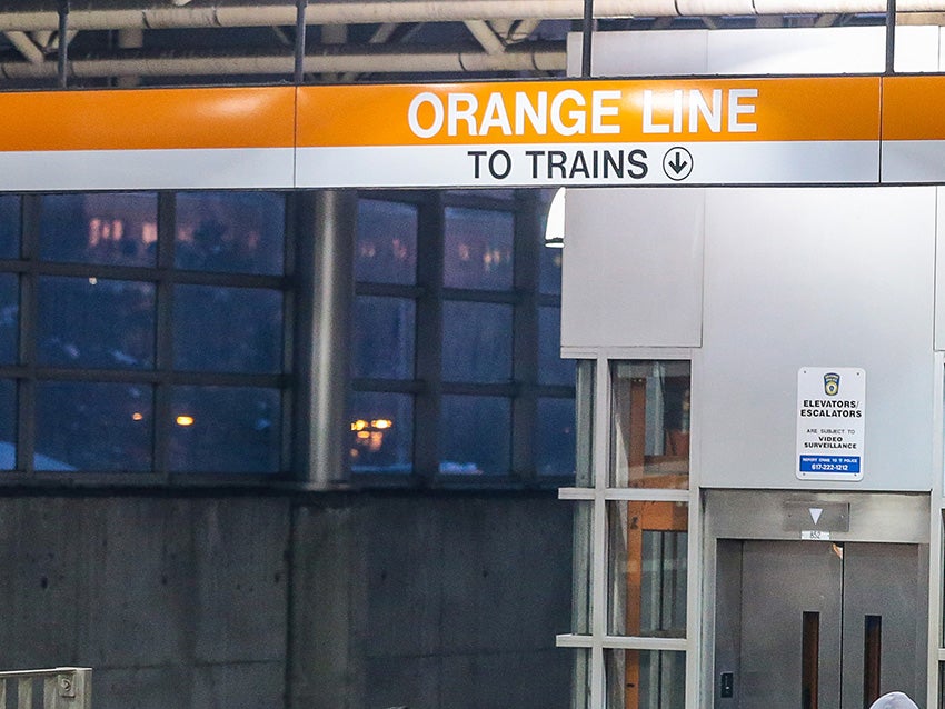 Orange Line service suspended from North Station to Back Bay after man ...