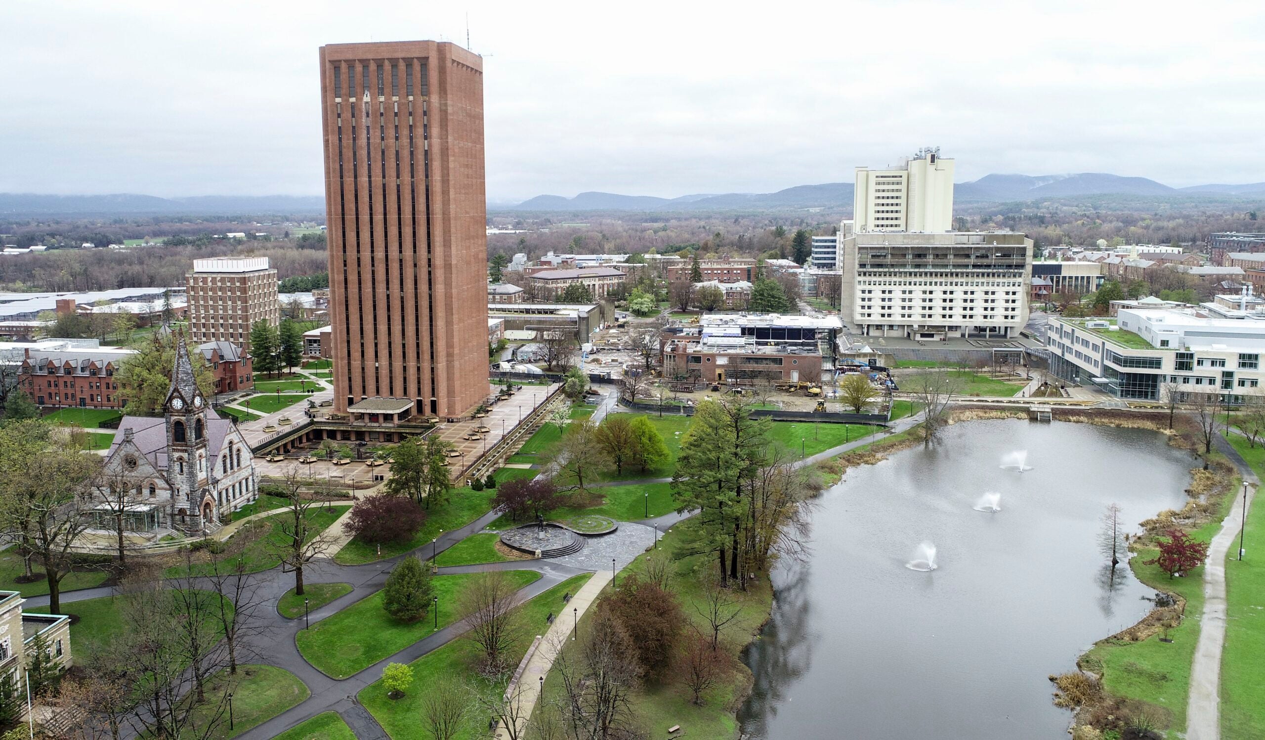 UMass Amherst to require all students to be vaccinated for fall semester
