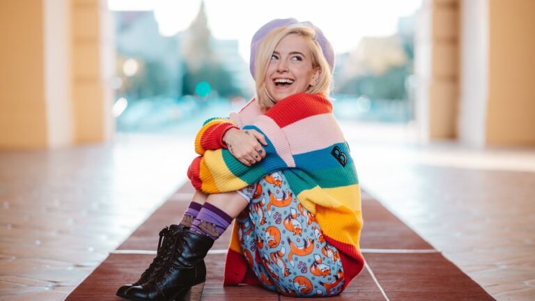 YouTube star Tessa Netting dives deep into the world of audiobook narration