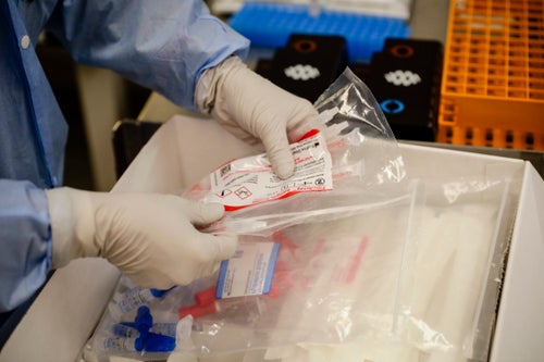 Jon Bon Jovi does what he can at Biden rally