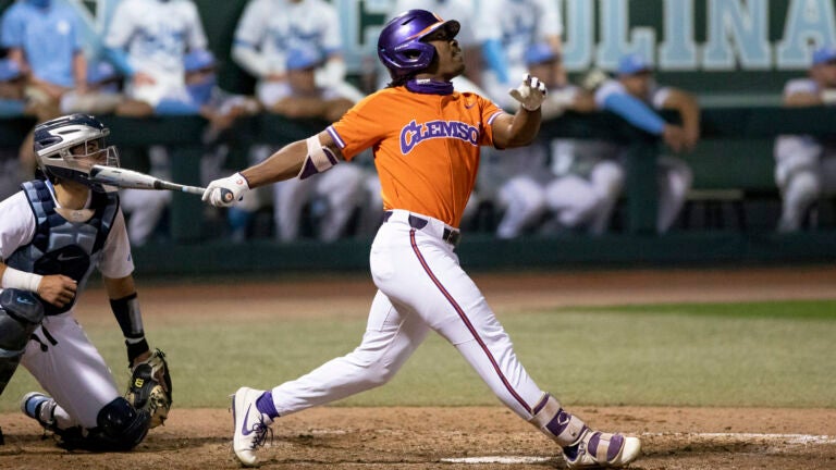 Watch Red Sox NDFA signee Kier Meredith's incredible bat flip