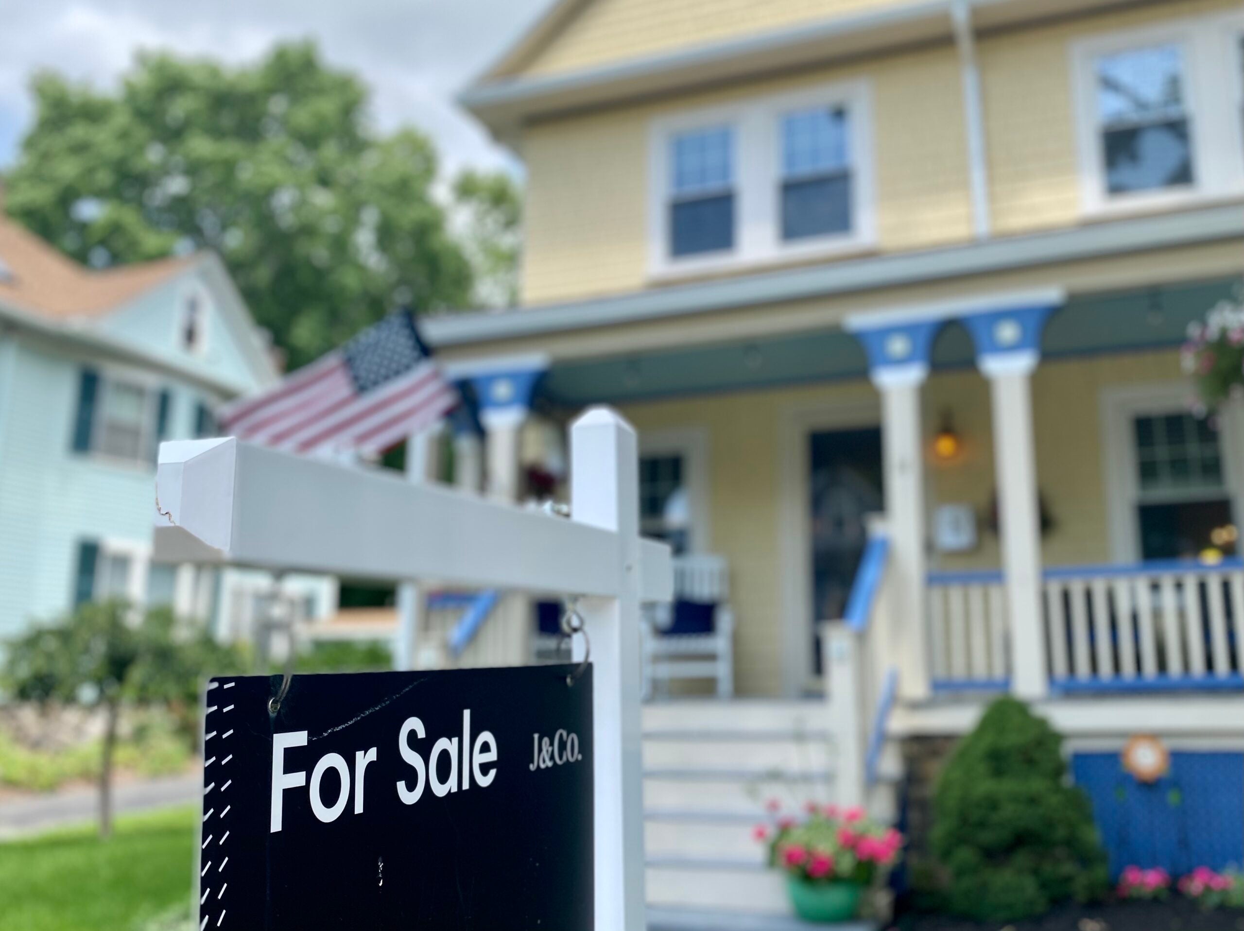 Dear home buyer: The truth behind offer deadlines