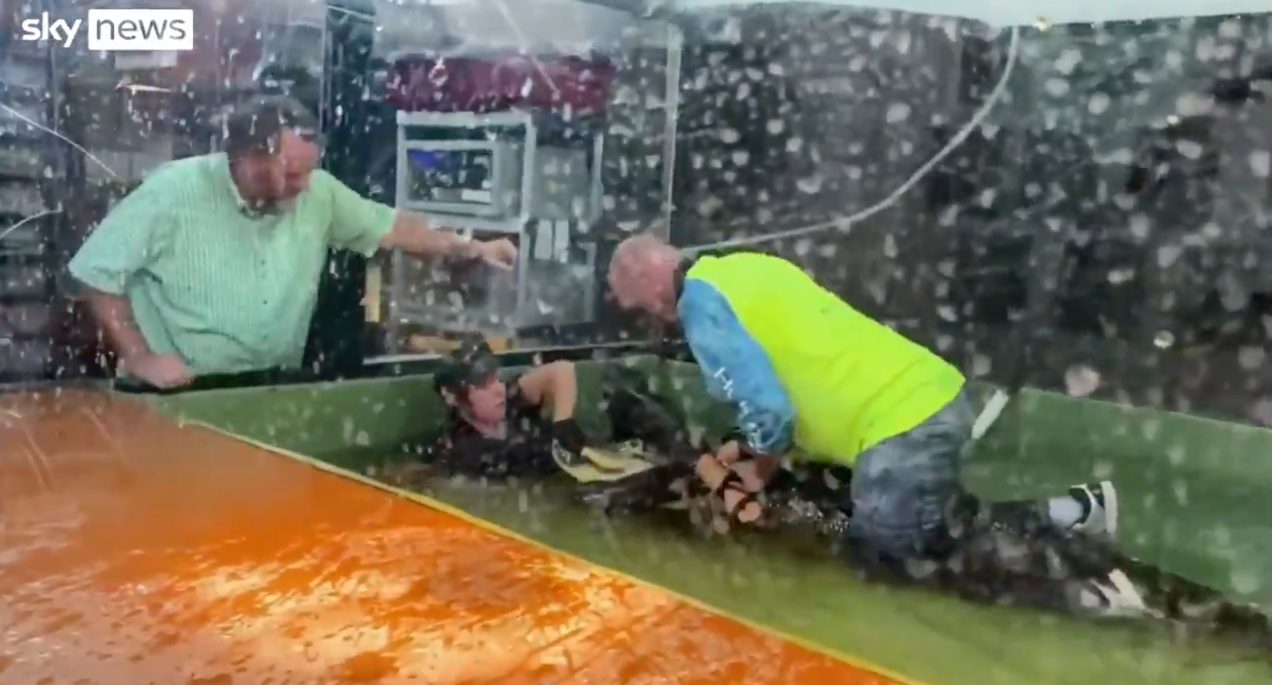 Alligator handler recovering after attack, daring rescue