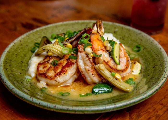 Hunter's Kitchen & Bar open in South Boston: Take a look inside