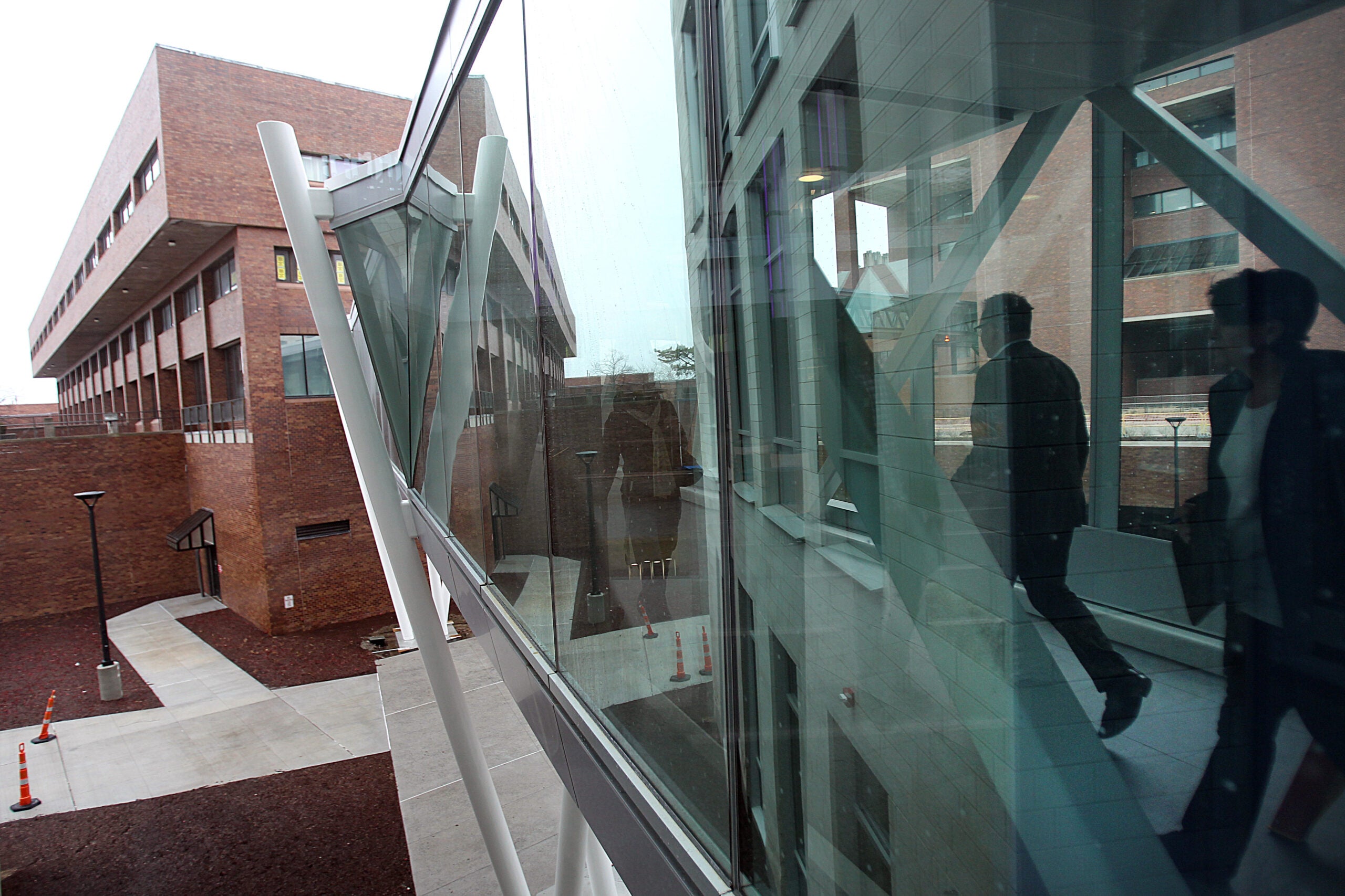 A guide to off-campus housing resources in Boston-area schools