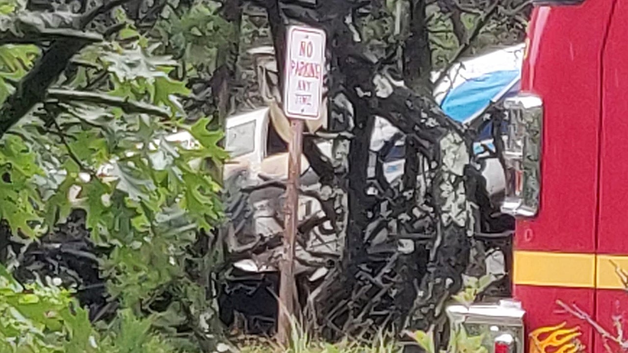 No deaths reported as small Cape Air plane crashes in Provincetown