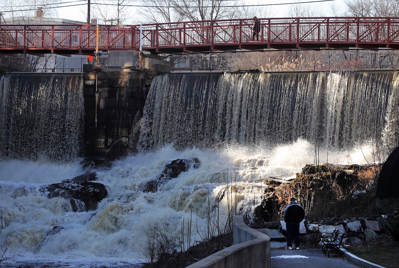 'Smells like a dead body': Residents say this Lawrence river stinks