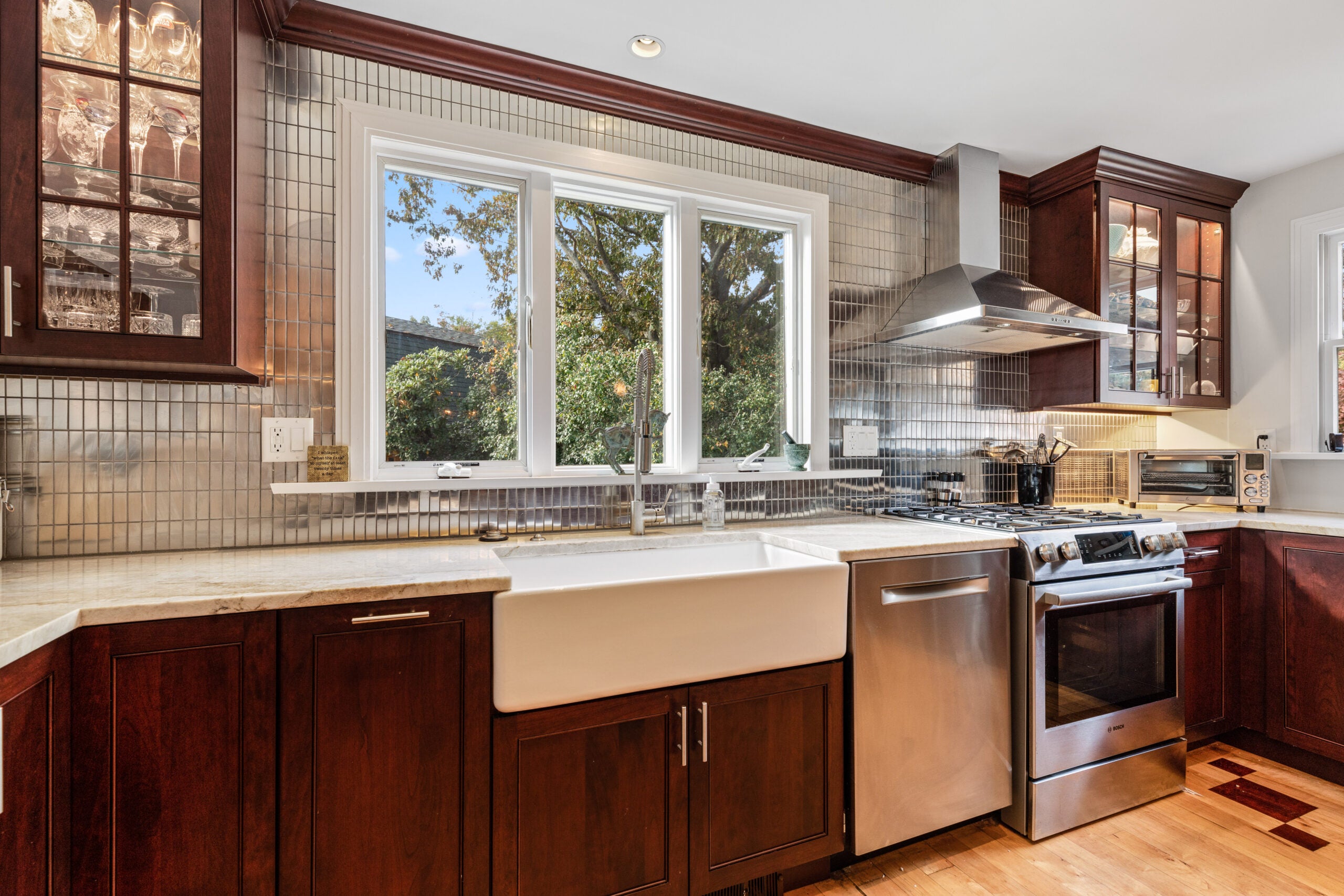 Home of the Week: A Mission-style Quincy Cape with an ocean view