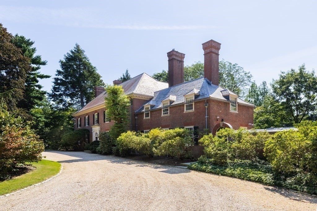 Luxury Home of Week: $10.95m, a classically pretty Newton home