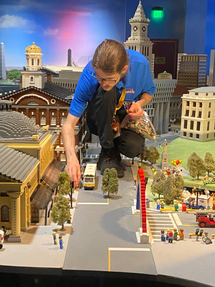 Legoland Discovery Center Boston to close till spring for $12 million ...