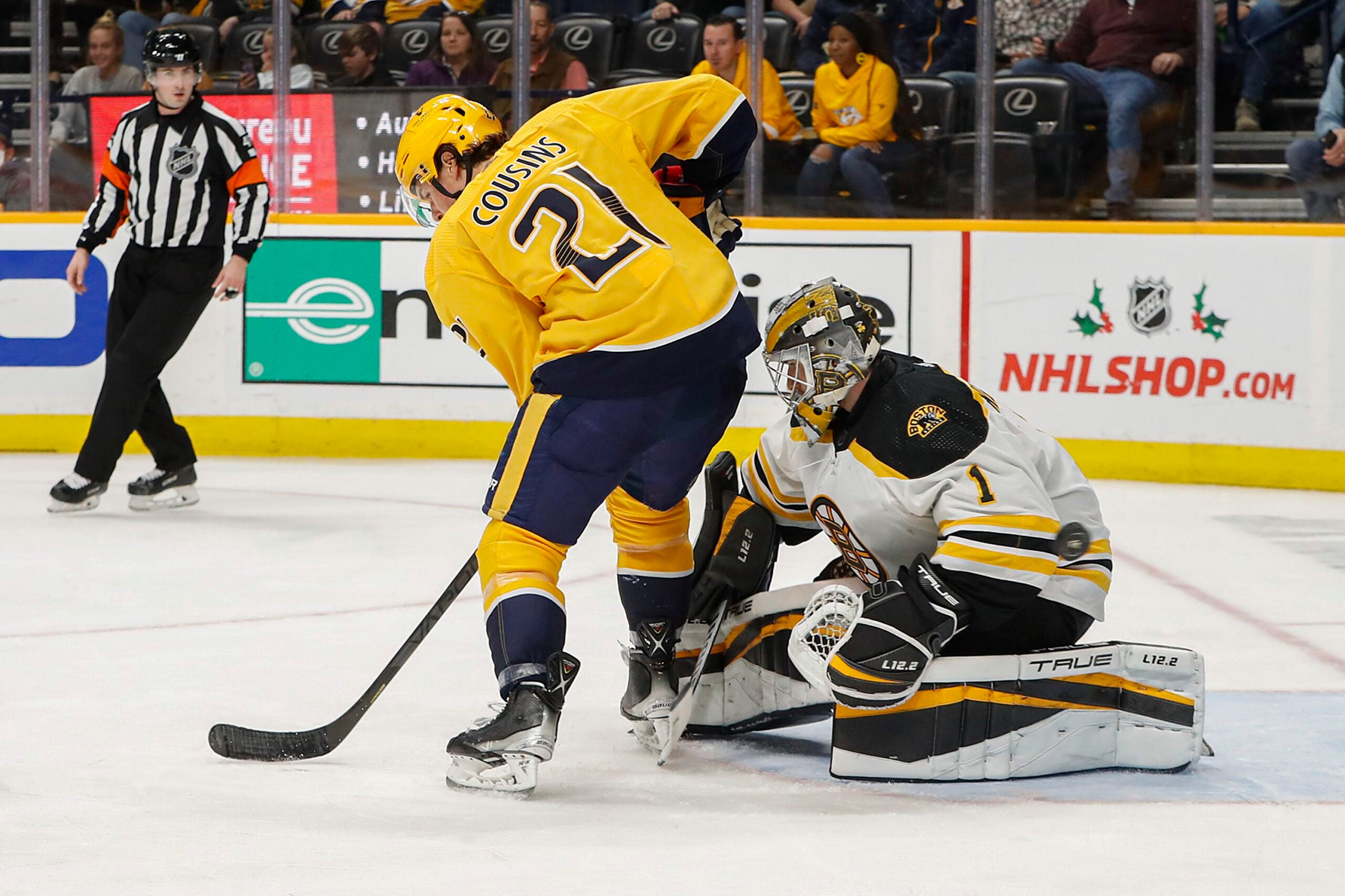 3 takeaways as Jeremy Swayman's 42 saves fuel the Bruins to a win