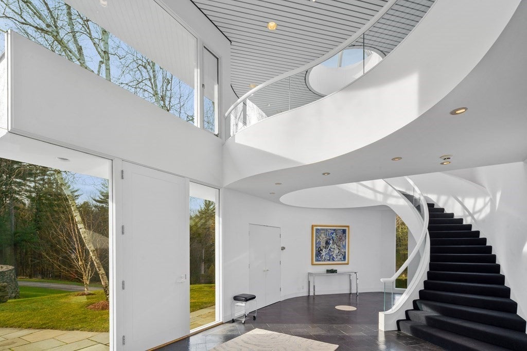 Luxury Home of the Week: A Carlisle contemporary with an atrium for $3. ...