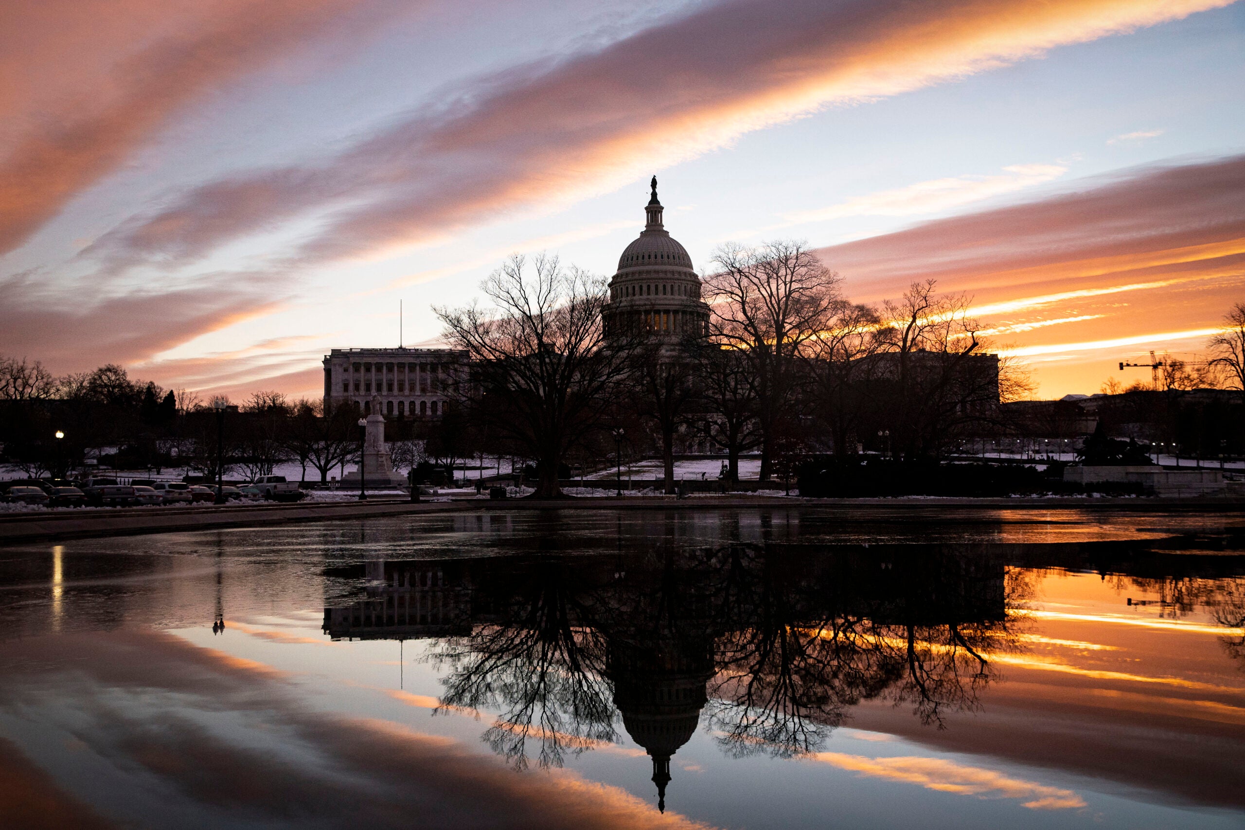 Here’s what Elizabeth Warren says she loves best about Halloween