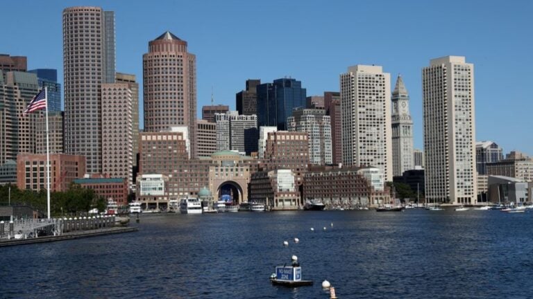 Louis Boston to Close After More Than 85 Years