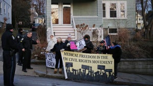 Crews make final push to clear out Mass. and Cass tents