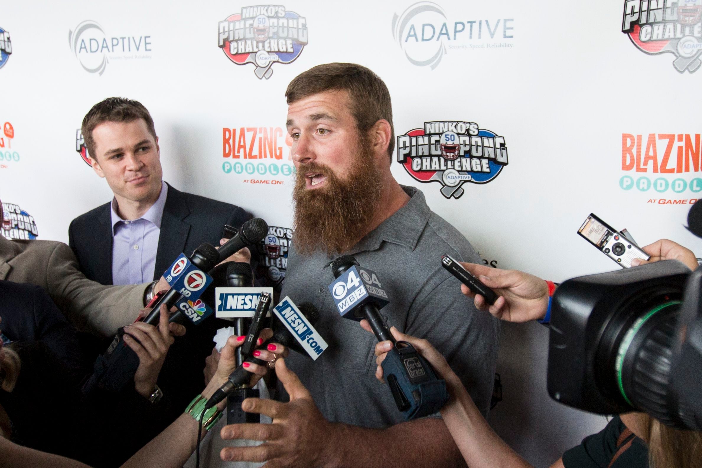 Ex-Patriot Matt Light loses bid for school committee seat