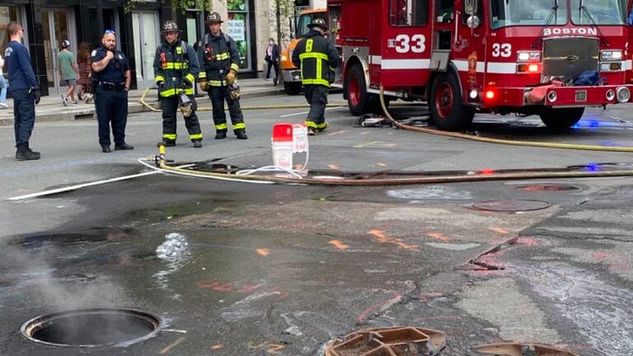 2 manholes explode on Boylston Street in Boston near Prudential Center