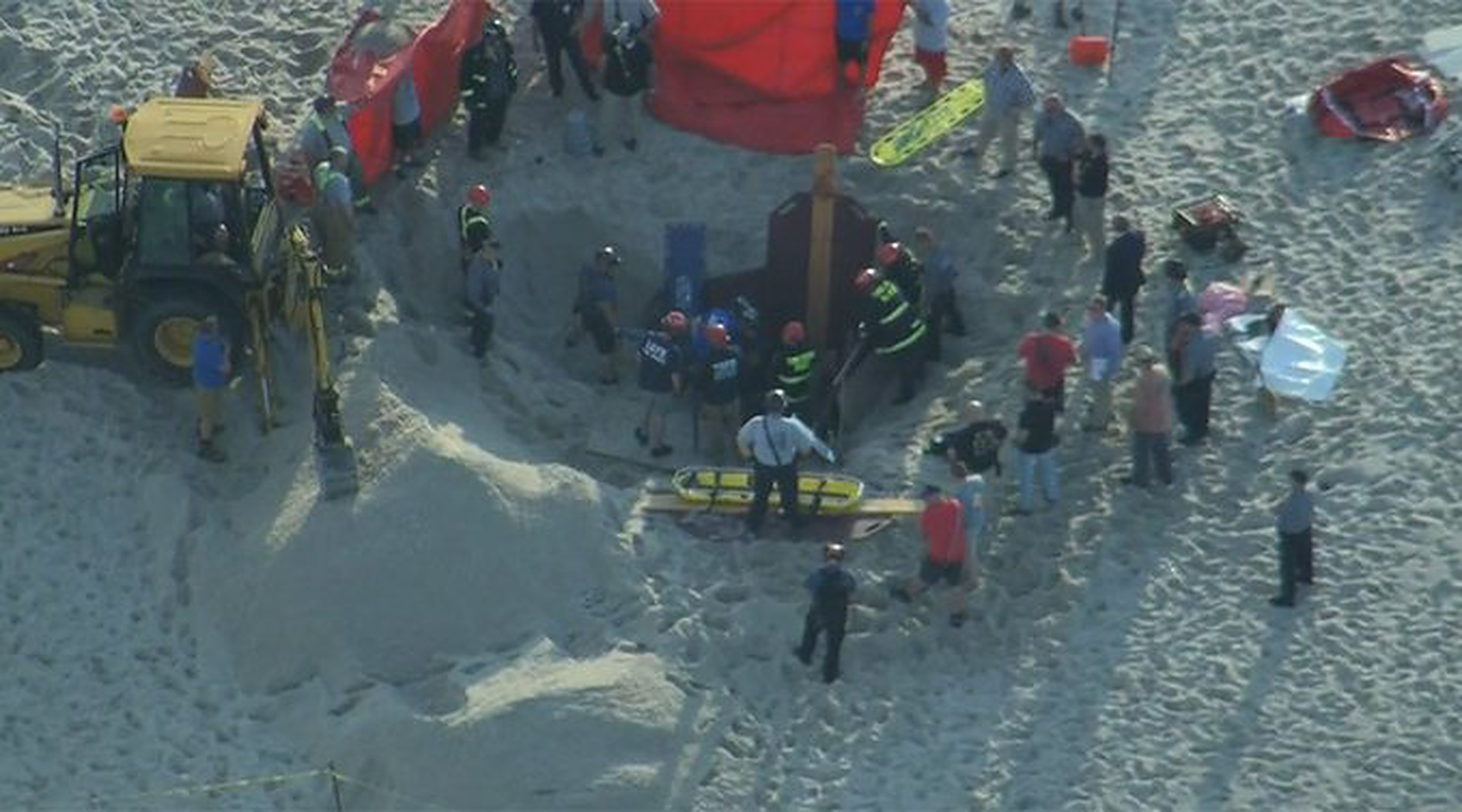 Maine teen dies, sister rescued in New Jersey beach sand collapse