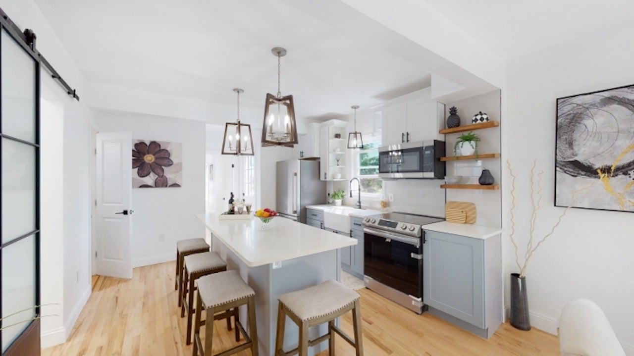 For $694,900, a renovated 3-bedroom home in Quincy near the beach