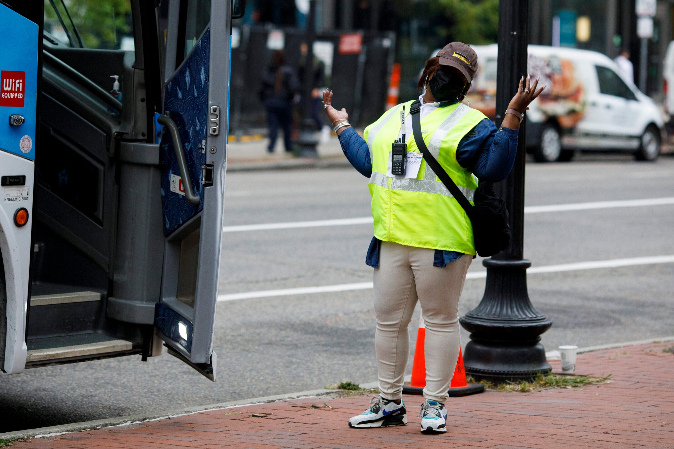 Photos: The first Monday commute during the Orange Line shutdown