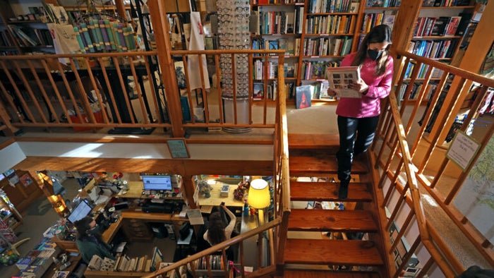 46 of the best books set in Mass., according to Boston.com readers ...