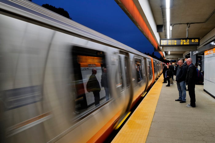 Scenes from the return of the Orange Line